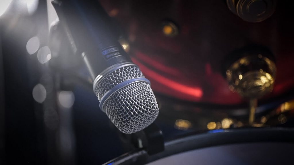 [2025 Guide] How To Build a Home Recording Studio – Only 8 Essentials ...